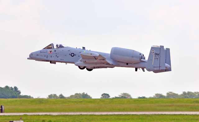 America’s Airborne Abrams Tank (The A-10) as seen by Bob Punch – "Sky ...